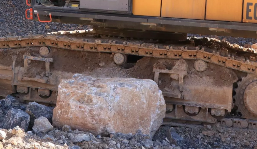 超大型开山利器：沃尔沃EC950EL一台抵三台EC360_铁甲工程机械网