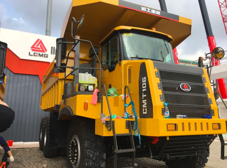 bauma CHINA 2018探馆：临工重机的宽体自卸车还能做多大！CMT106之后是什么？！_铁甲工程机械网