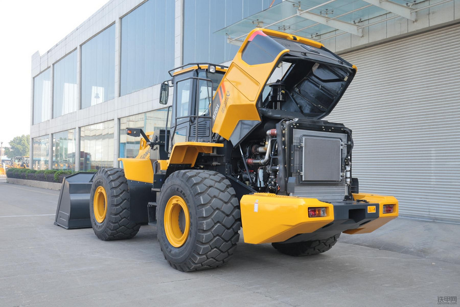 1台顶2台！“神7”柳工CLG870H如何走上神坛？_铁甲工程机械网