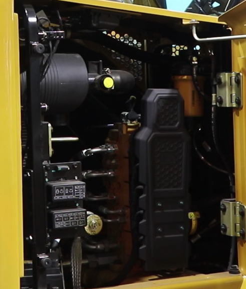 视频说车：新款Cat®306.5和Cat®306全公开！_铁甲工程机械网