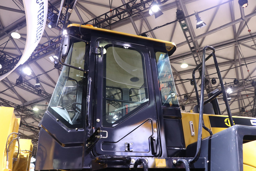 【铁甲评测】力量和速度兼得，SEM676D大吨位装载机重磅来袭_铁甲工程机械网